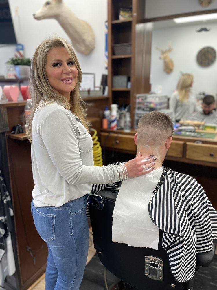 BUCK’S BARBER AND SHAVE SHOP - Updated January 2026 - 16 Photos & 19 ...