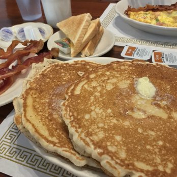 PATH VALLEY FAMILY RESTAURANT - Updated October 2025 - 32 Photos & 45 ...