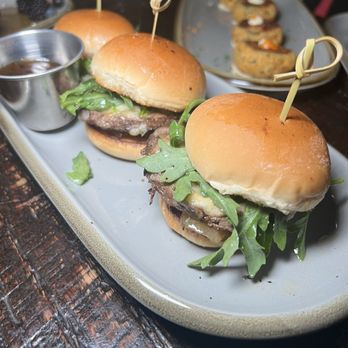 SOPHIA’S LOUNGE - Updated December 2025 - 261 Photos & 184 Reviews ...