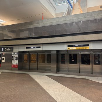 DENVER INTERNATIONAL AIRPORT - Updated July 2024 - 5797 Photos & 4029 ...