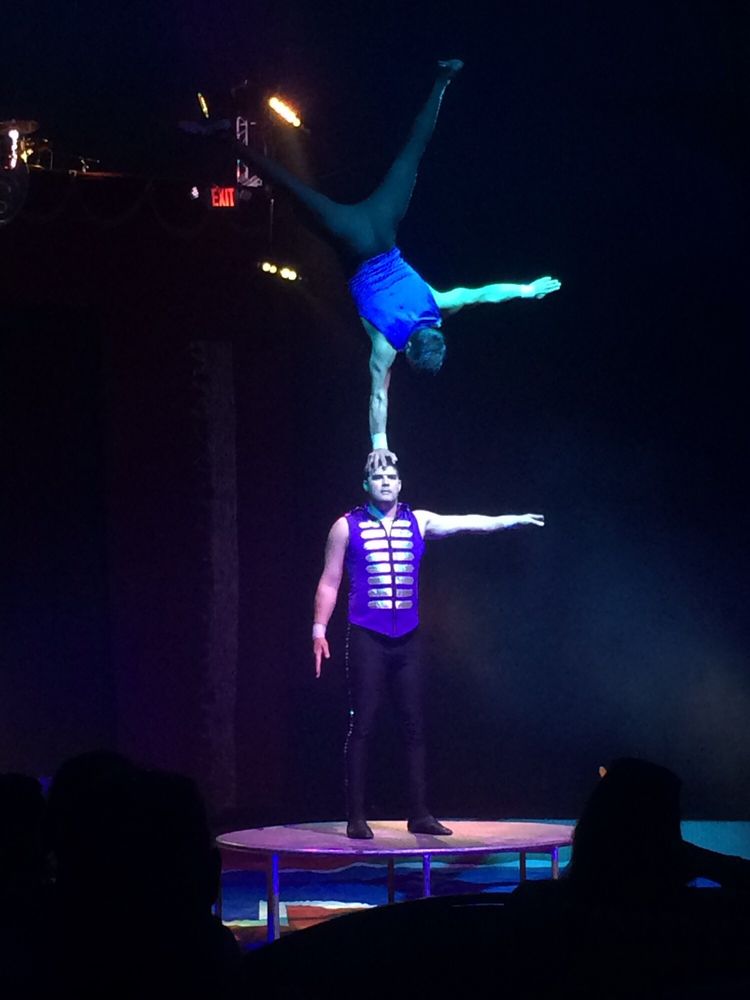 CARSON AND BARNES CIRCUS - Updated December 2025 - 2694 E 2070 Rd, Hugo ...