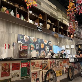 BLOCK 9 THAI STREET EATS - Updated December 2024 - 205 Photos & 114 ...