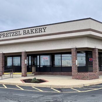 UNIQUE PRETZEL BAKERY - Updated December 2025 - 26 Photos & 26 Reviews ...