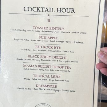 RED ROCK CAFE AND SPORTS BAR - Updated January 2025 - 143 Photos & 93 ...