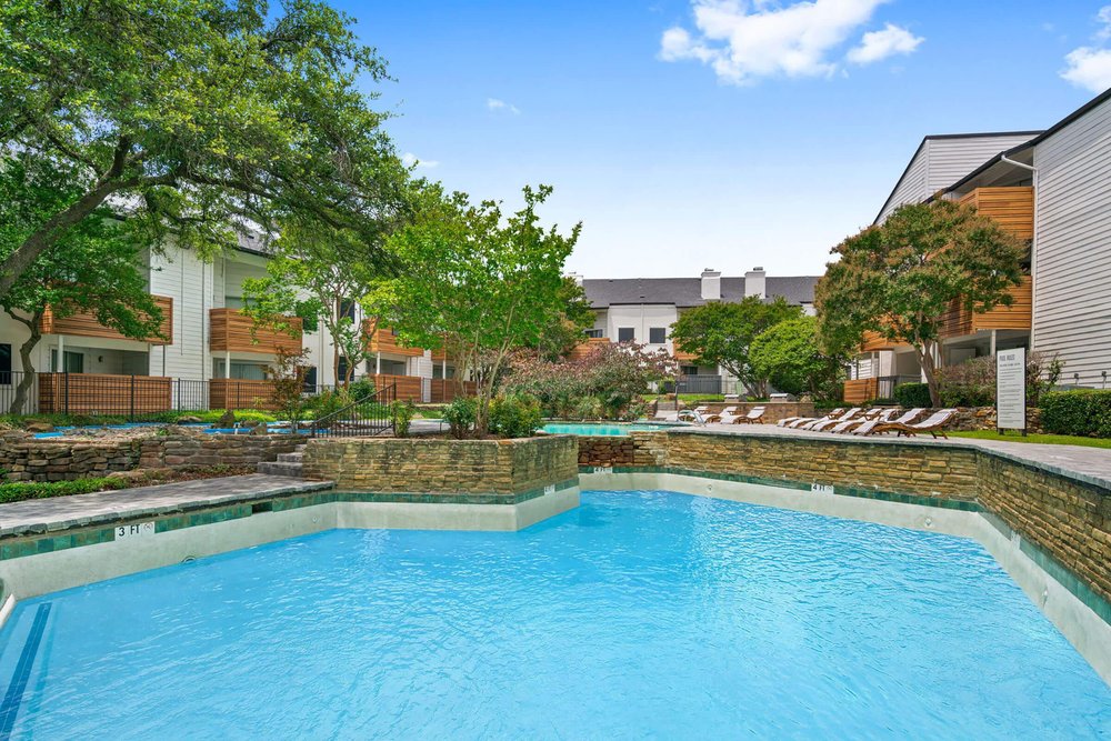 TIDES AT ROYAL LANE NORTH - Updated January 2026 - 21 Photos - 9505 ...