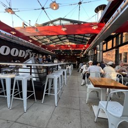 GUSTO 101 - Updated December 2025 - 1795 Photos & 1255 Reviews - 101 ...