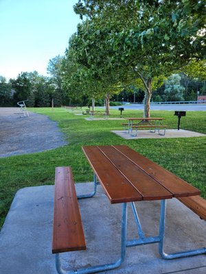 DEEP RUN BEACH - Updated December 2025 - 49 Photos - 4279-4281 E Lake ...