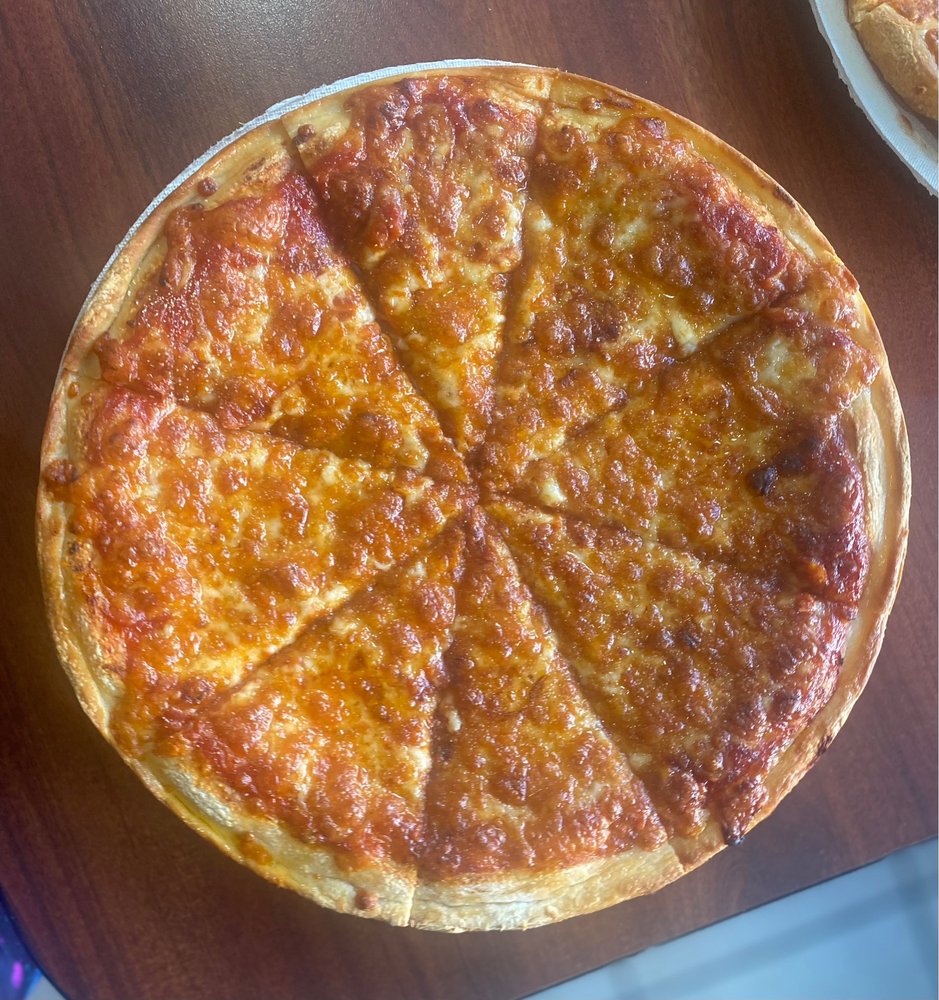 SINGAS FAMOUS PIZZA - Updated June 2025 - 69 Photos & 112 Reviews - 512 ...