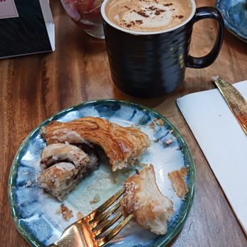 THE READING ROOM - Updated December 2024 - 94 Photos & 49 Reviews - 429 ...