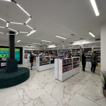 BUZZ CANNABIS - Updated April 2024 - 10 Photos & 13 Reviews - 2605 ...