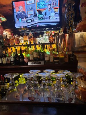 THE IRISH PUB with 409 Reviews & 311 Photos - 164 St James Pl, Atlantic ...