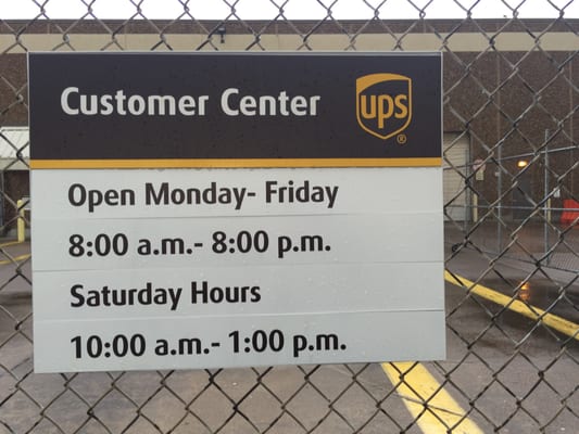 UPS CUSTOMER CENTER - Updated January 2026 - 27 Photos & 169 Reviews ...