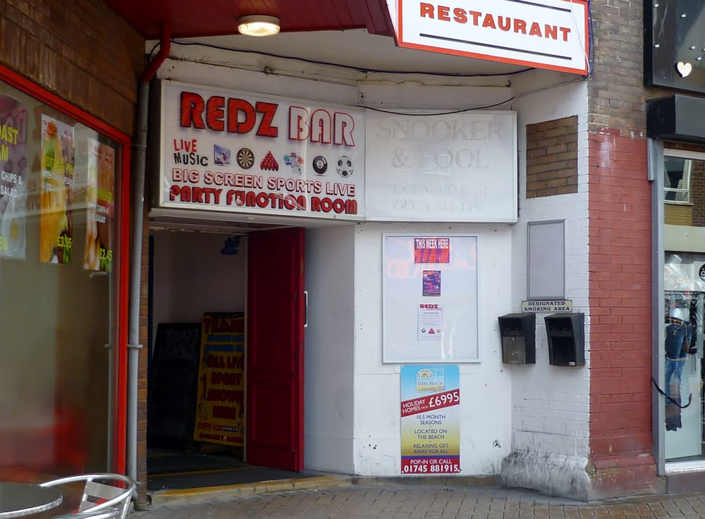 REDZ BAR - Updated October 2025 - 22 High Street, Rhyl, Denbighshire ...