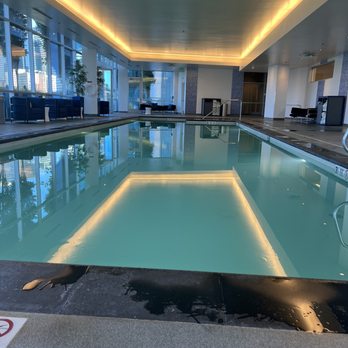 EMBASSY SUITES BY HILTON SEATTLE DOWNTOWN PIONEER SQUARE - Updated ...