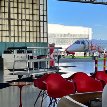 JSX - Updated April 2024 - 372 Photos & 198 Reviews - 5616-A Haven St ...