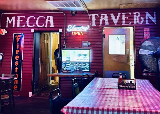 MECCA TAVERN - Updated August 2025 - 35 Photos & 26 Reviews - 4854 W ...