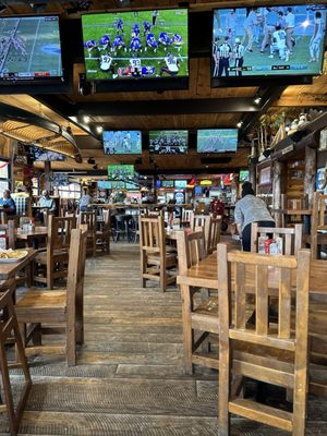 TWO RIVERS LODGE BAR & GRILL - Updated October 2025 - 32 Photos & 36 ...