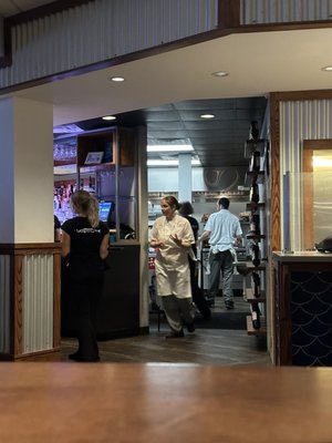 COOL SPRINGS FISH BAR & RESTAURANT - Updated October 2024 - 92 Photos ...