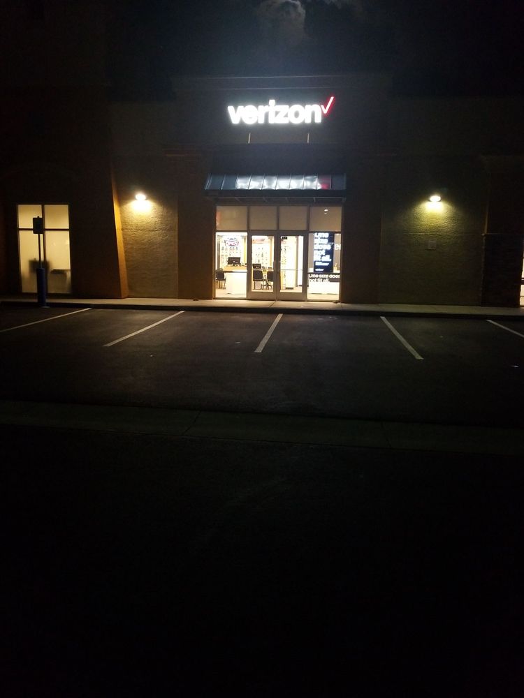 VERIZON - Updated December 2025 - 11 Reviews - 3405 Market St, Carson ...