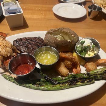 BLACK ANGUS STEAKHOUSE - Updated January 2025 - 505 Photos & 677 ...