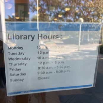 STUDIO CITY BRANCH LIBRARY - Updated December 2025 - 27 Photos & 77 ...
