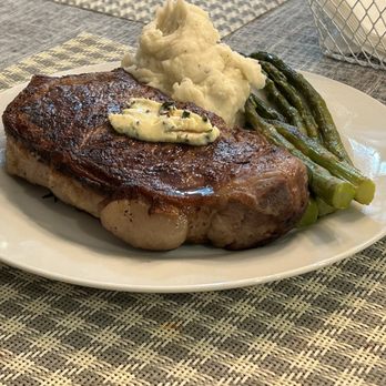 B & M MARKET - Updated May 2025 - 130 Photos & 92 Reviews - 146 ...