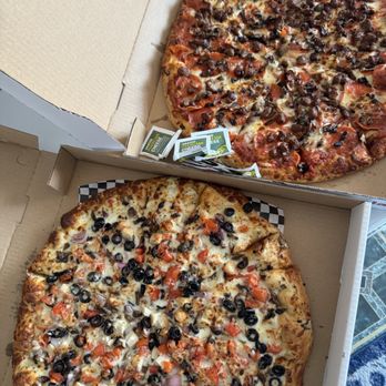 RED MAPLE PIZZA - Updated May 2025 - 170 Photos & 352 Reviews - 25045 ...