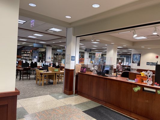 CHICAGO PUBLIC LIBRARY - EDGEBROOK - Updated October 2025 - 32 Photos ...