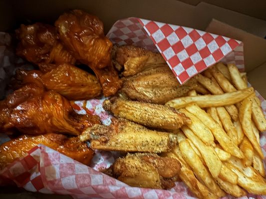 WING SNOB - Updated December 2025 - 32 Photos & 41 Reviews - 116 Tyler ...