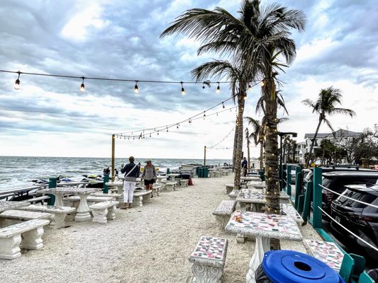 DOC’S BEACH HOUSE - Updated January 2026 - 452 Photos & 637 Reviews ...