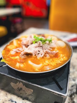 J POT MINI HOT POT & BAR - Updated April 2024 - 1239 Photos & 739 ...