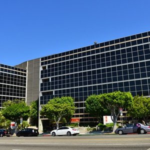 DAVID RAMIN, MD - Updated January 2026 - 15 Photos & 102 Reviews - 9025 ...