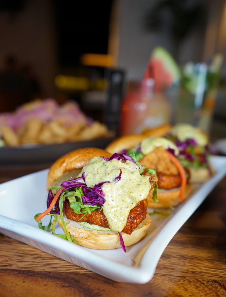 MOJO RESTAURANT - Updated July 2024 - 1336 Photos & 735 Reviews - 70-20 ...