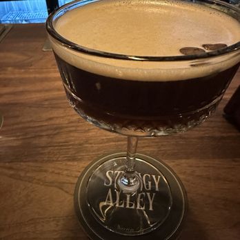 STINGY ALLEY - Updated January 2026 - 45 Photos & 21 Reviews - 489 Main ...