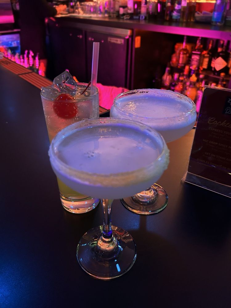 DIMPLES - Updated October 2025 - 37 Photos & 181 Reviews - 1700 Post St ...