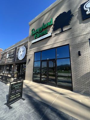 SUNNYLAND FARMS - Updated October 2025 - 2655 Teaster Ln, Pigeon Forge ...