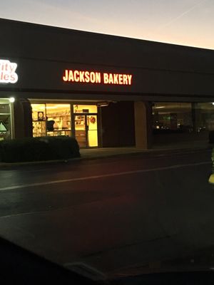 JACKSON BAKERY - Updated August 2025 - 41 Reviews - 5862 Brainerd Rd ...