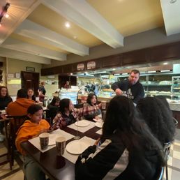 MAMA LISA RESTAURANT - Updated July 2025 - 236 Photos & 513 Reviews ...