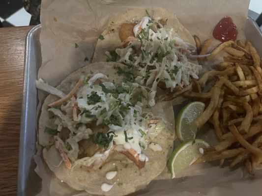 WOODEN NICKEL PUB - Updated September 2024 - 14 Reviews - 109 W Clay St ...