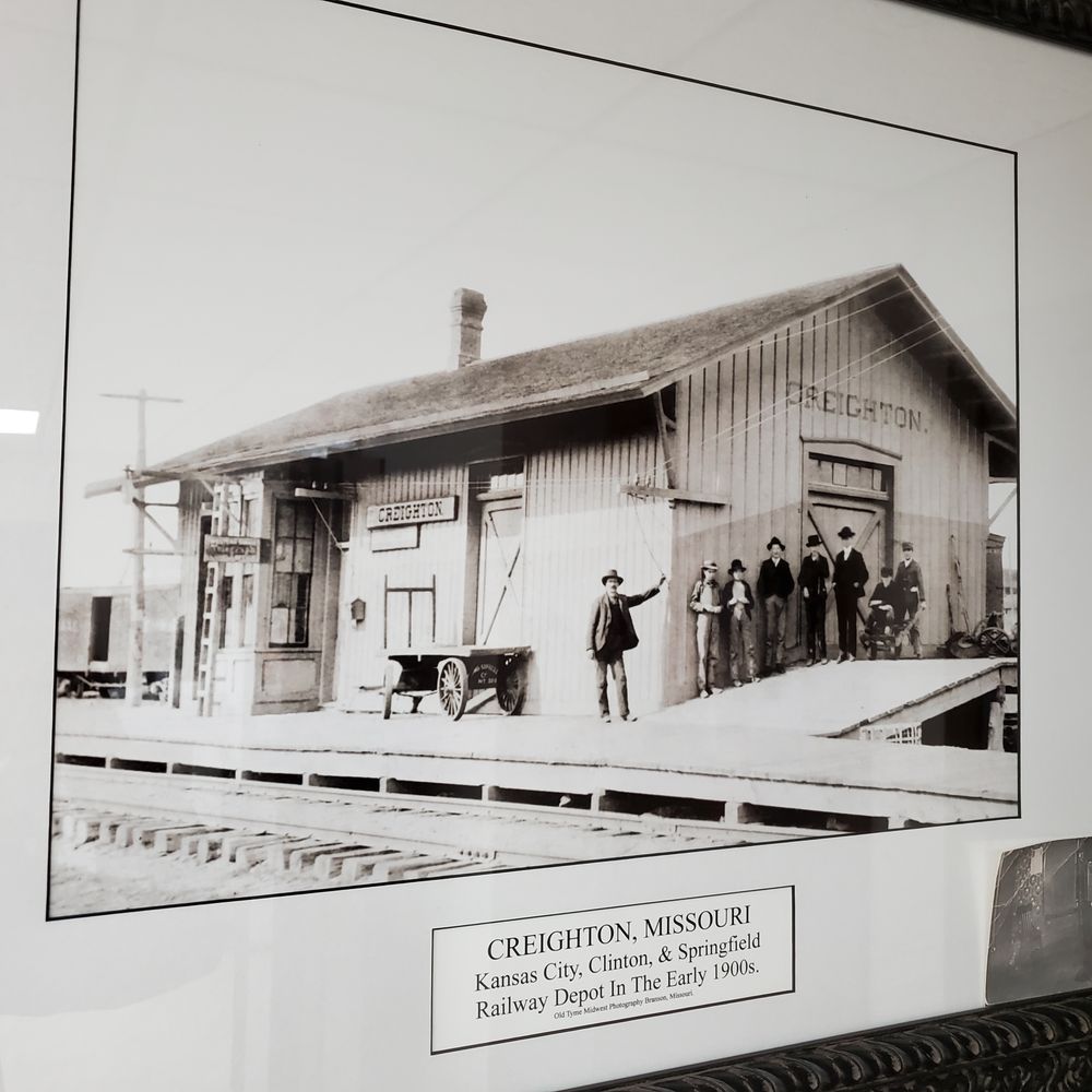 SHERWOOD COMMUNITY BANK - Updated January 2026 - 202 D St, Creighton ...