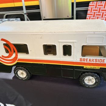 BREAKSIDE BREWERY - BEAVERTON - Updated December 2025 - 81 Photos & 43 ...