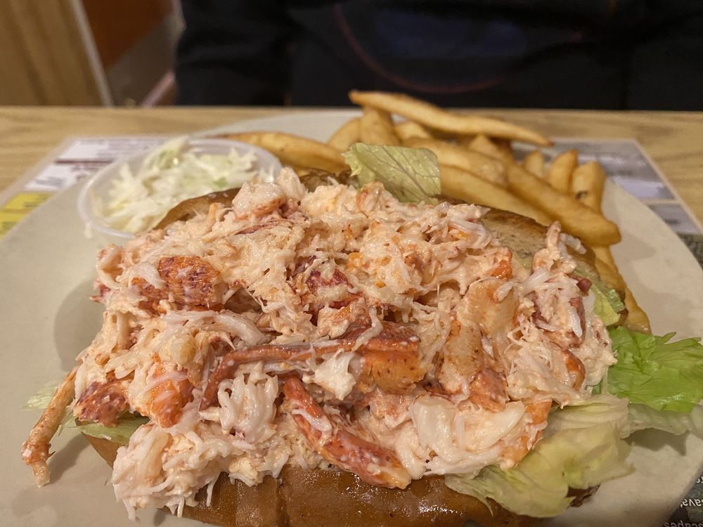 BROTHERS SEAFOOD RESTAURANT - Updated December 2025 - 163 Photos & 188 ...