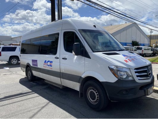 YESAWAY CAR RENTAL - Updated January 2025 - 16 Reviews - 3049 Ualena St ...