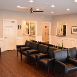 CLEAVER MEDICAL GROUP DERMATOLOGY - 64 Photos & 14 Reviews - 105 ...