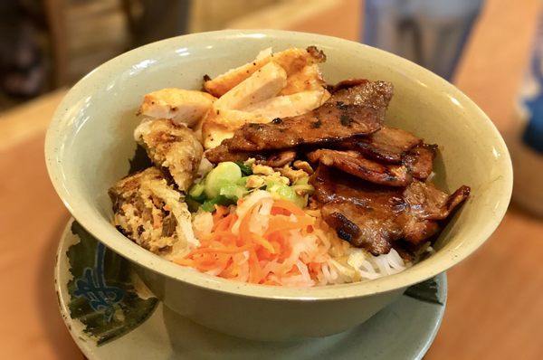 Vietnamese - COM TAM THUAN KIEU - 412 Photos & 237 Reviews - 66 S ...