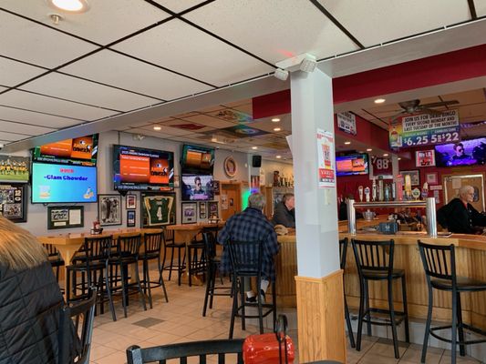 5TH QUARTER SPORTS BAR & GRILL - Updated December 2025 - 30 Photos & 63 ...