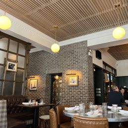 ZARELLA PIZZERIA & TAVERNA - Updated July 2025 - 205 Photos & 77 ...