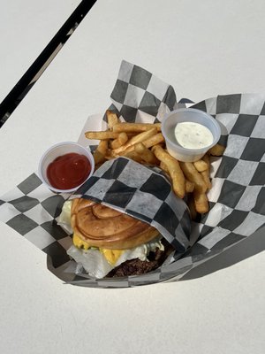TWISTED BURGER DINER - Updated July 2024 - 37 Photos & 37 Reviews ...