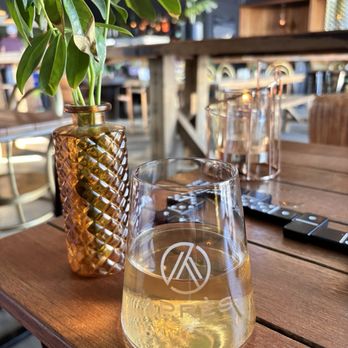 APRÈS - Updated December 2024 - 129 Photos & 45 Reviews - 148 Anderson ...