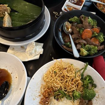FATS ASIA BISTRO - Updated May 2025 - 744 Photos & 951 Reviews - 2585 ...